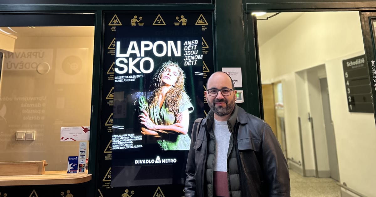 Llega a Praga la exitosa obra Laponia de Marc Angelet y Cristina ...