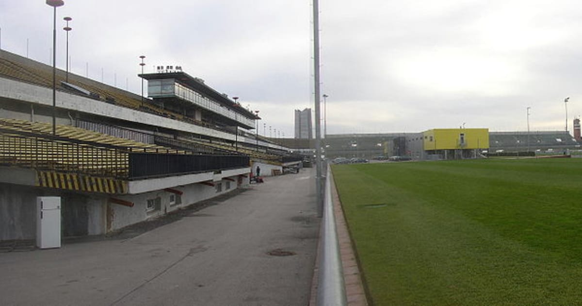 El estadio de Strahov, el gigante agonizante de Praga | Radio Prague ...