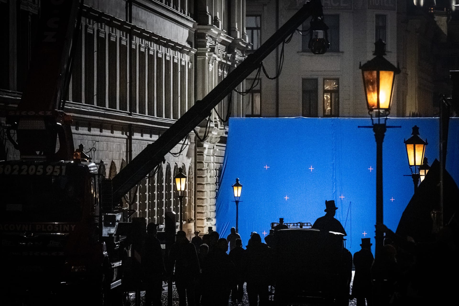 Netflix filma ‘La edad de la inocencia’ en la bellísima Náměstí Míru de ...